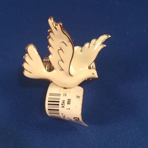 Avenue | Jewelry | Stretchy Peace Dove Ring | Poshmark